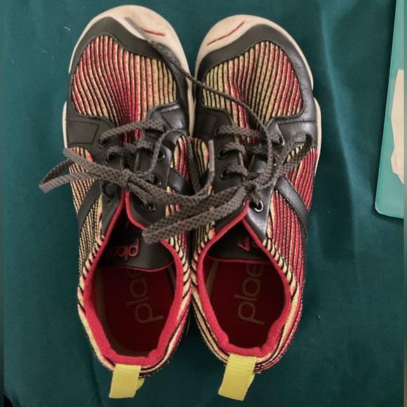 PLAE | Shoes | Plae Tie Front Sneakers Redblack Size 2 Euc | Poshmark